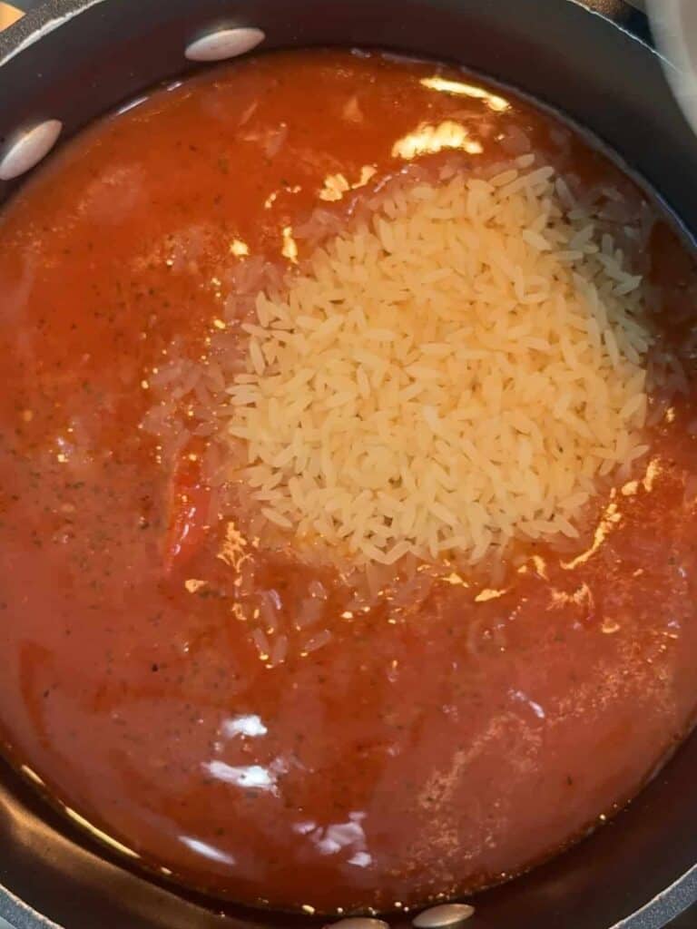 Easy Spanish Rice with Diced Tomatoes Recipe - Mom's Dinner Bell